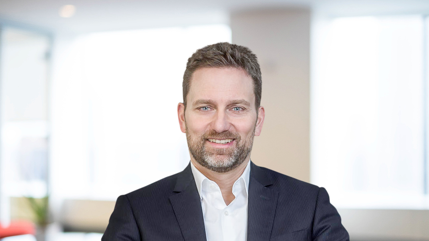 Oliver Straehle - Management Consultant | Bain & Company