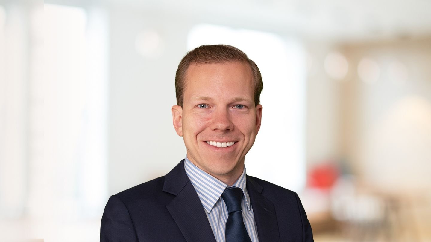 Jan-Frederic Schulz - Management Consultant | Bain & Company