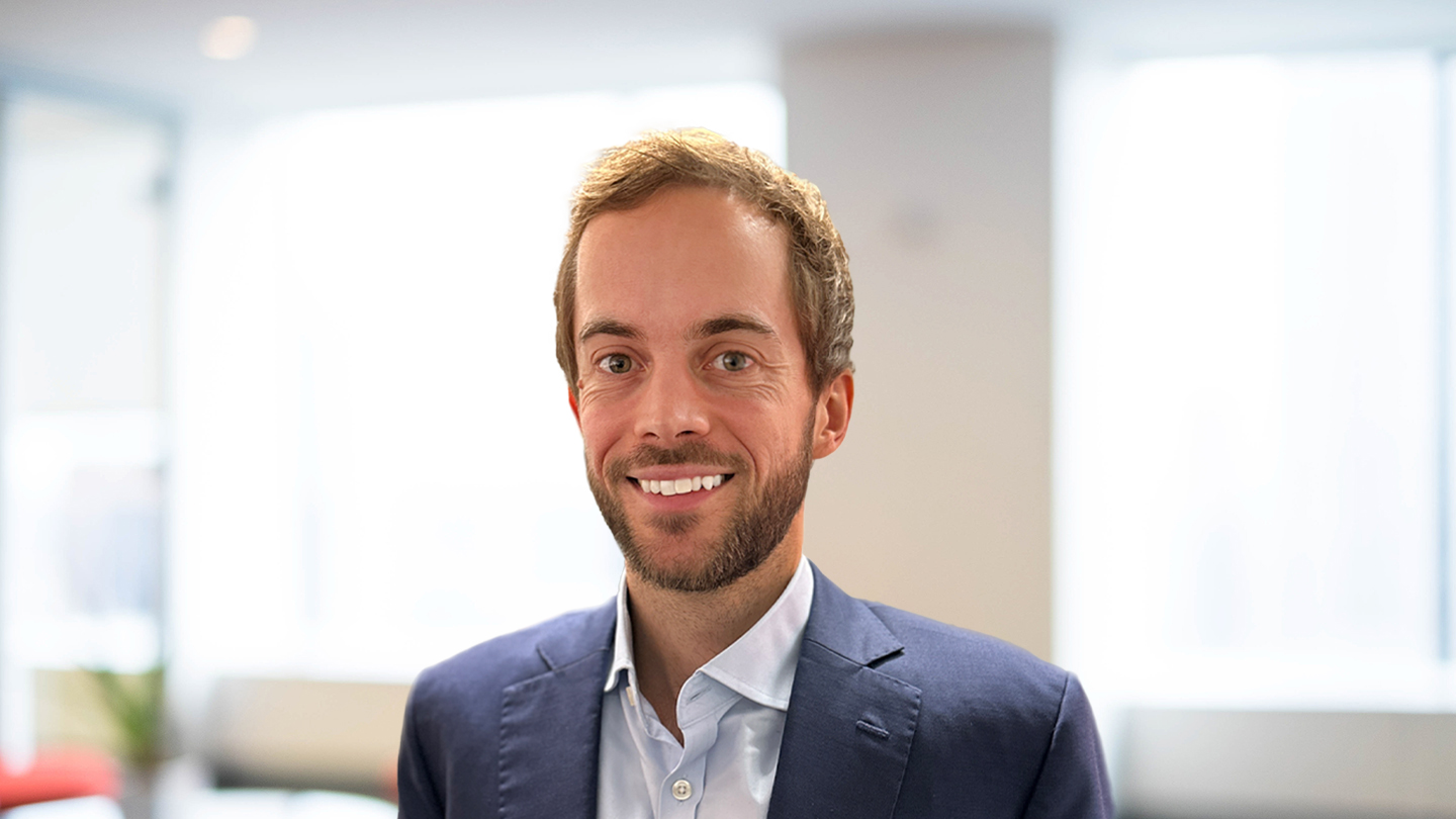 Sam Kaye - Management Consultant | Bain & Company