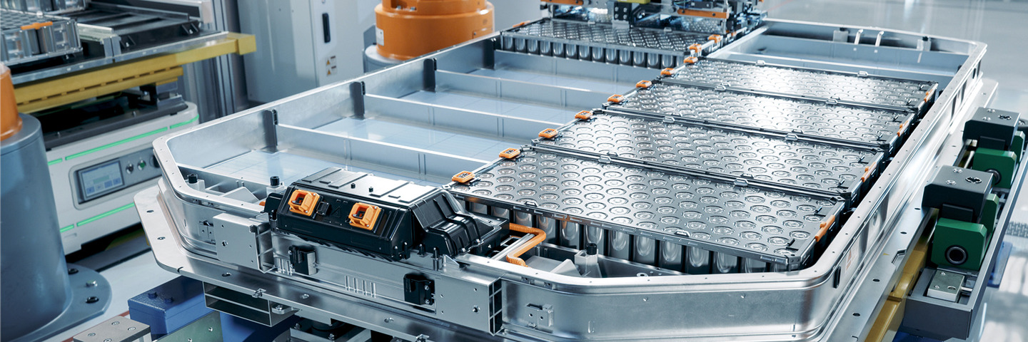 Navigating the EV Battery Ecosystem | Bain & Company