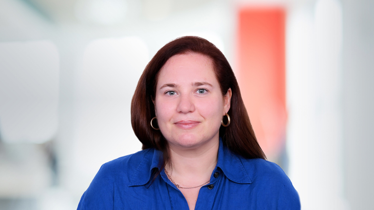 Sara Minelli - Recruiting - Career Story | Bain & Company