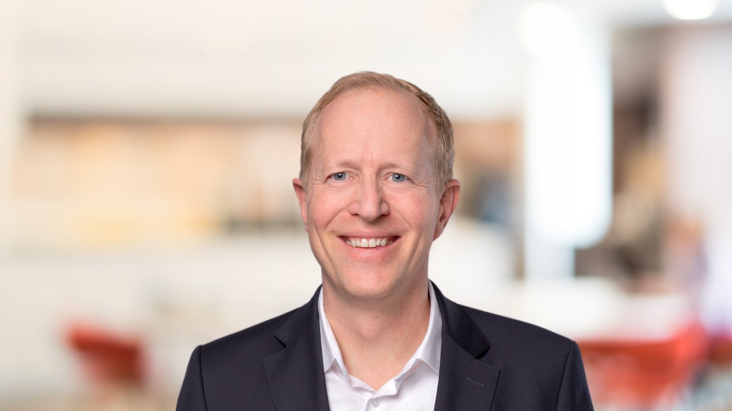 Michael Staebe - Management Consultant | Bain & Company