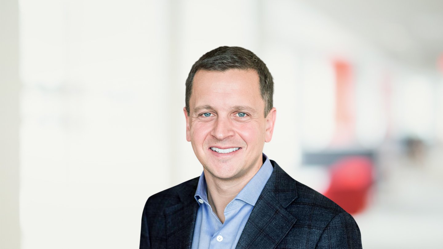 Christopher Perry - Management Consultant | Bain & Company
