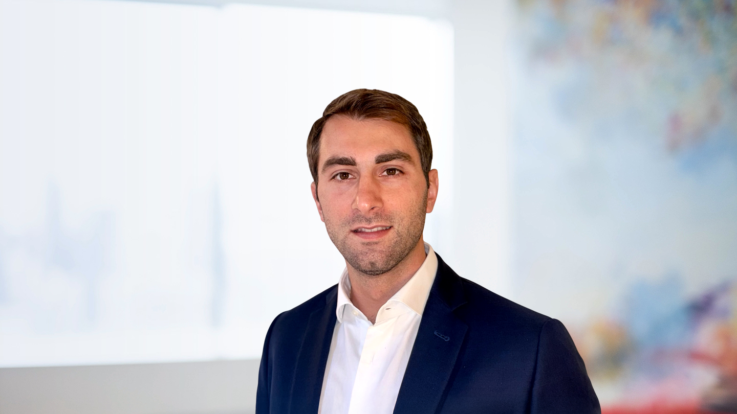 Roberto Pepe - Management Consultant | Bain & Company