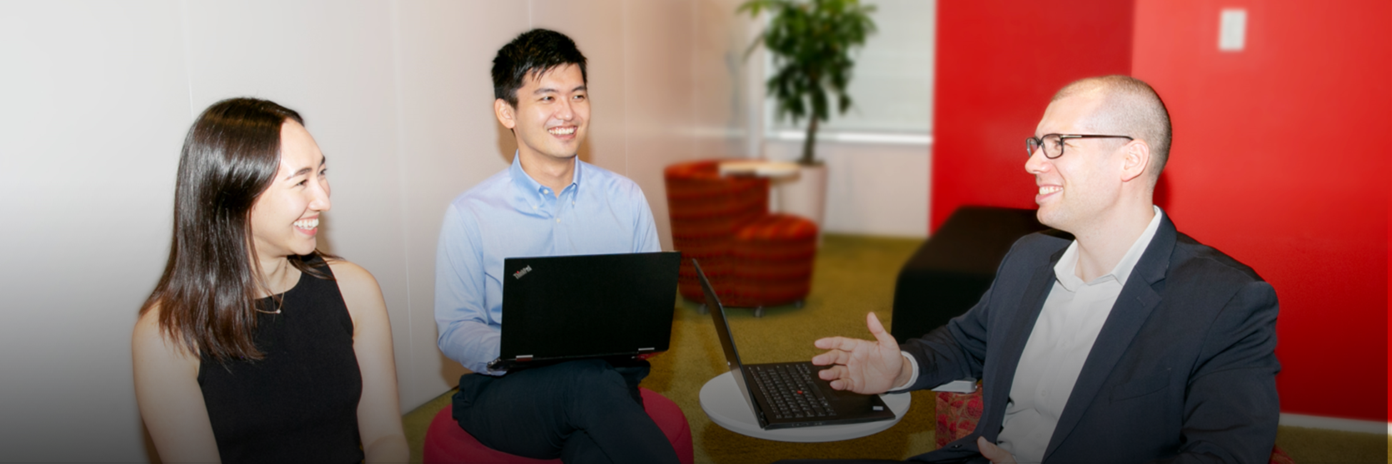 海外新卒 | Bain & Company