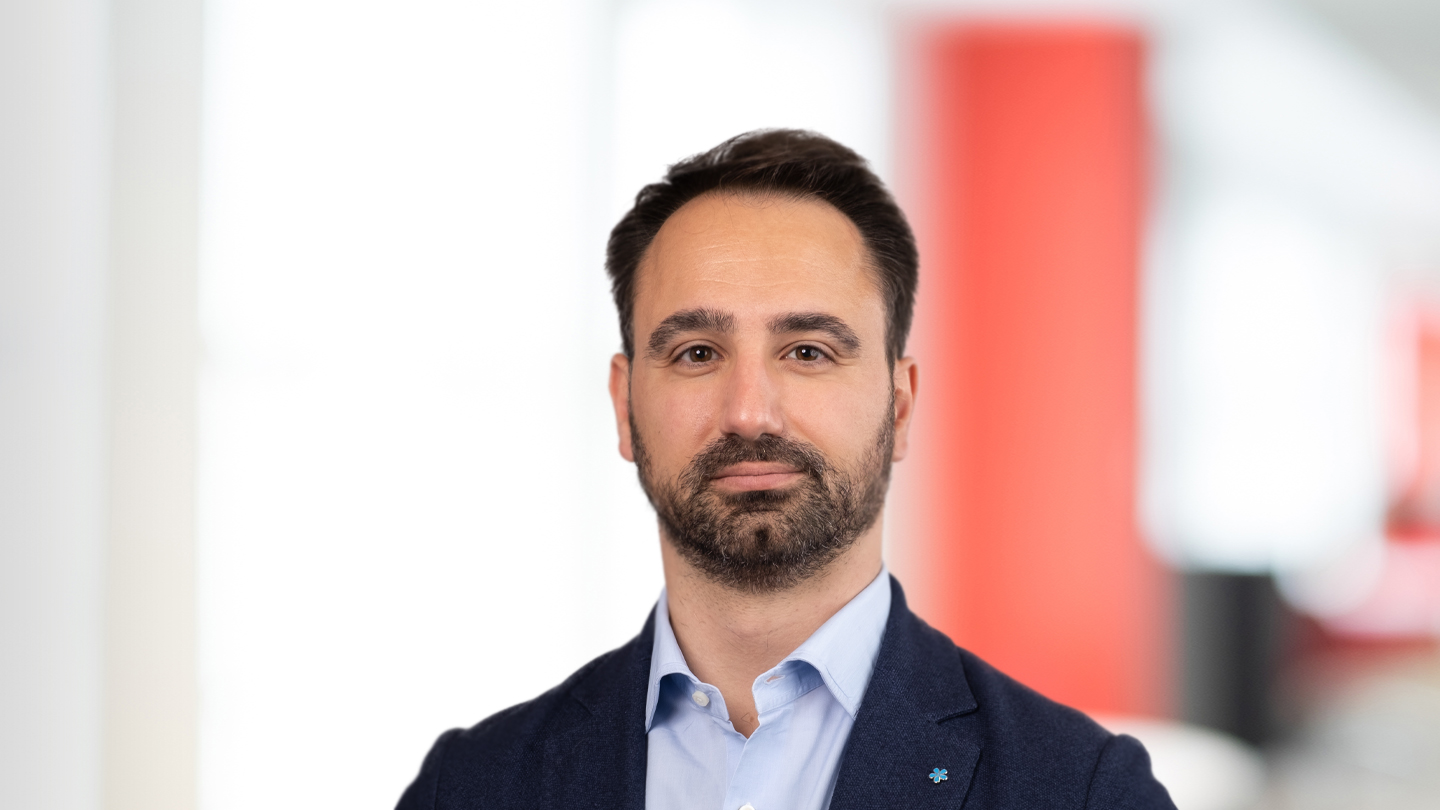 Aaron Gennara Zatelli- Management Consultant | Bain & Company