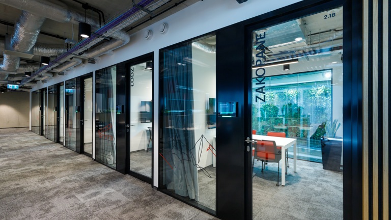 Warsaw | Bain & Company