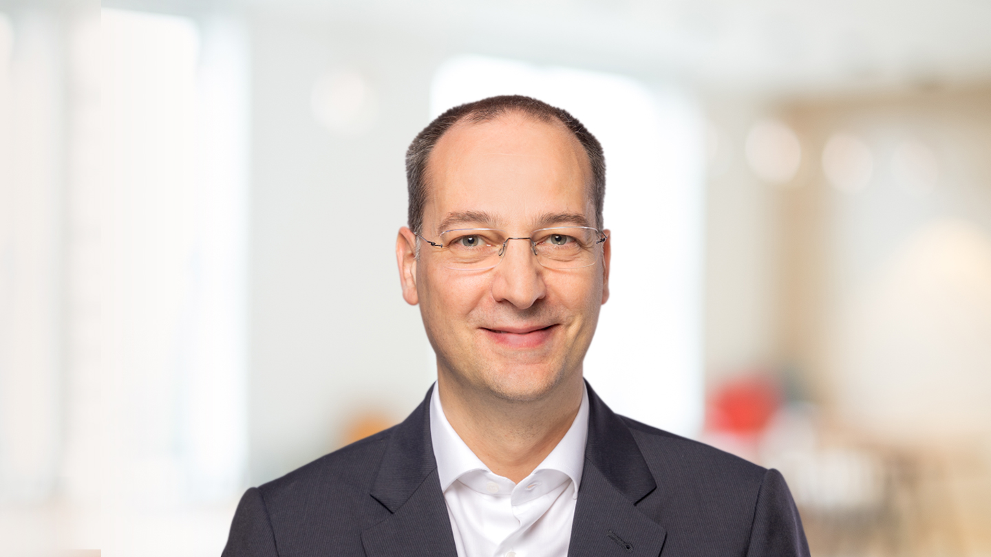 Paolo Cerini - Management Consultant | Bain & Company