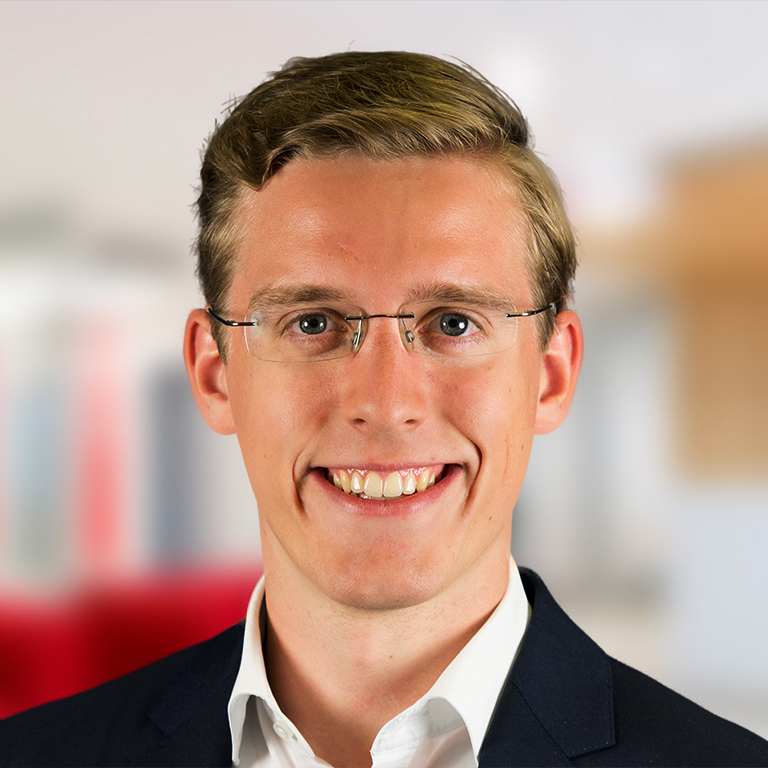 Fabian Bosch - Management Consultant | Bain & Company