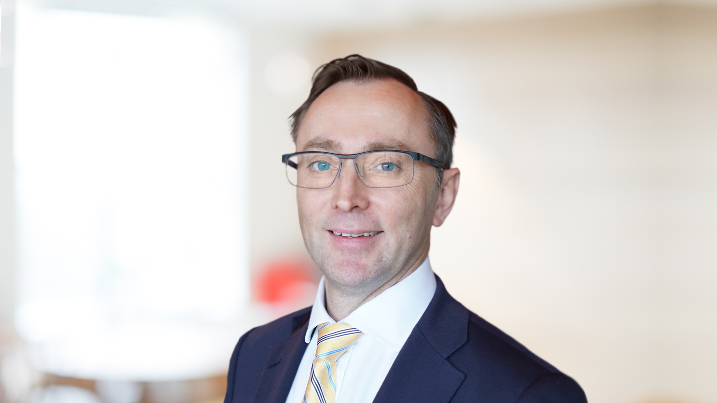 Andrew Singer - Management Consultant | Bain & Company