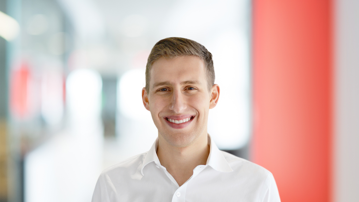 Noah Museles - Management Consultant | Bain & Company