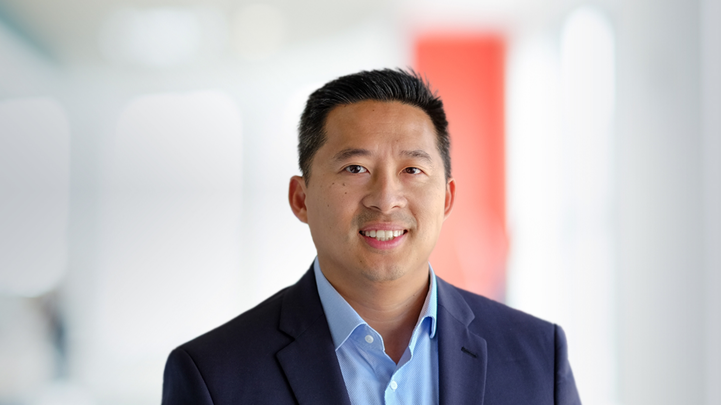 Hank Chen — Management Consultant | Bain & Company