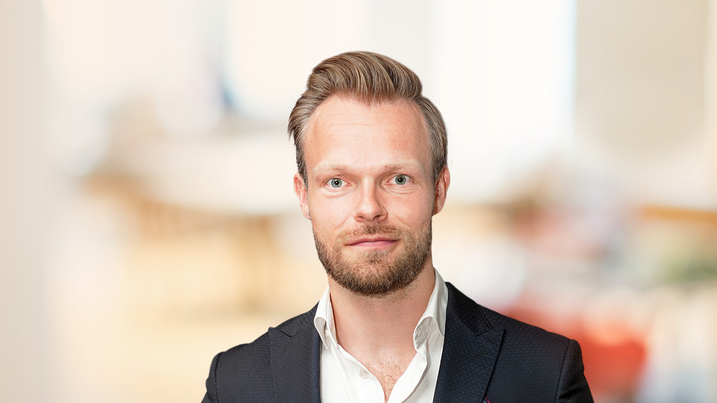 Rasmus Krogsgaard - Management Consultant | Bain & Company