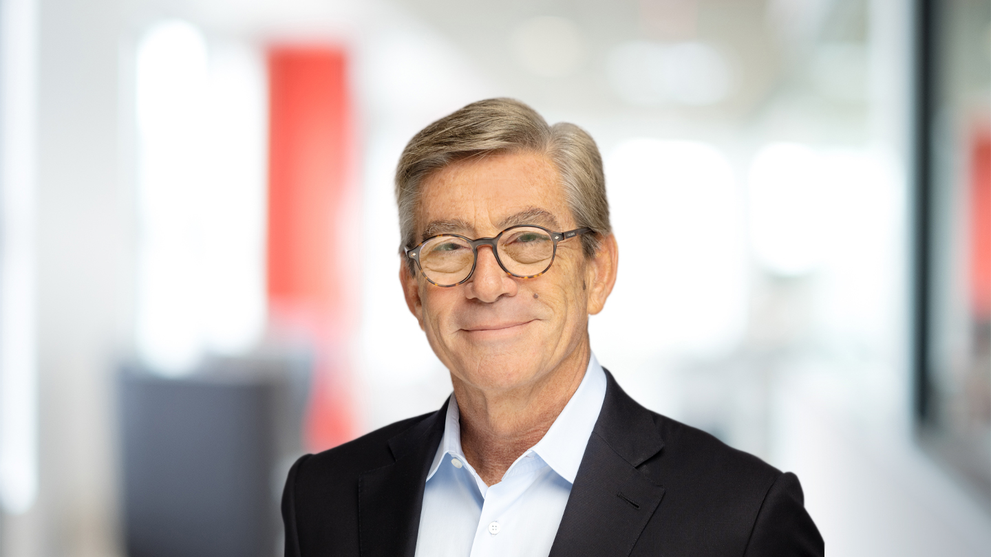 Sam Rovit — Management Consultant | Bain & Company