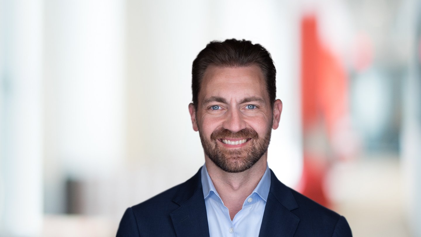 Stephan Zech - Management Consultant | Bain & Company