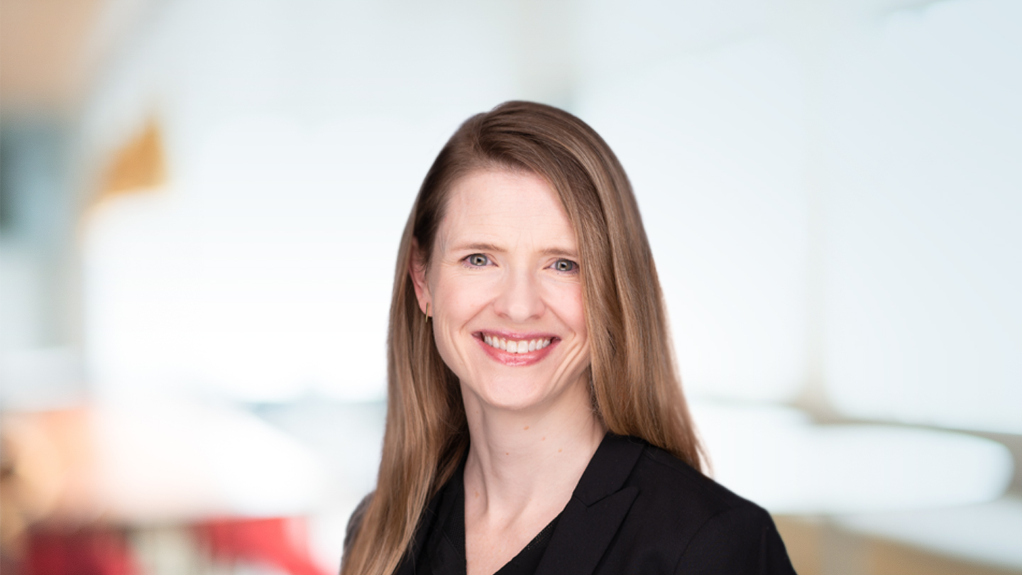 Lauren - Management Consultant | Bain & Company