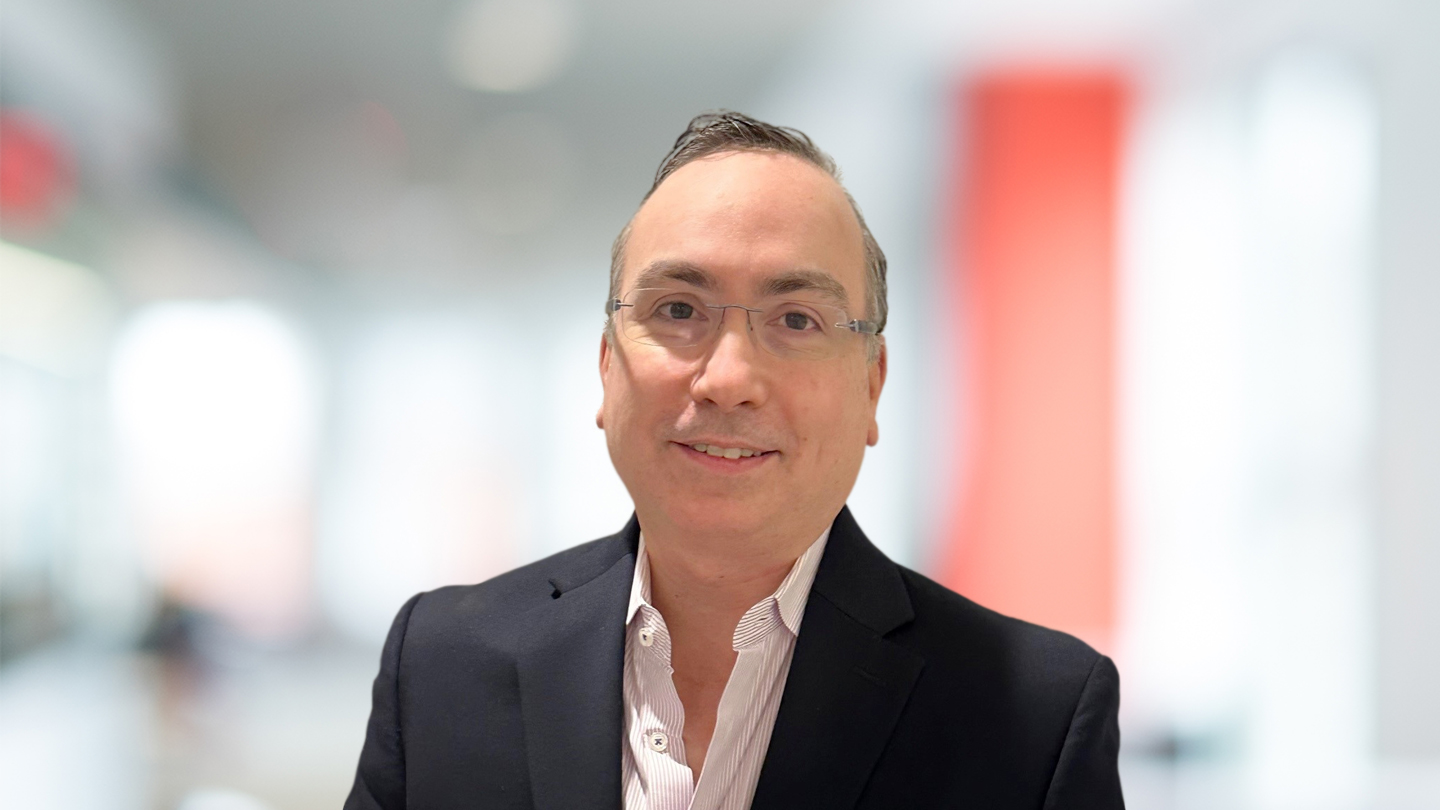 Ernesto Robles - Management Consultant | Bain & Company