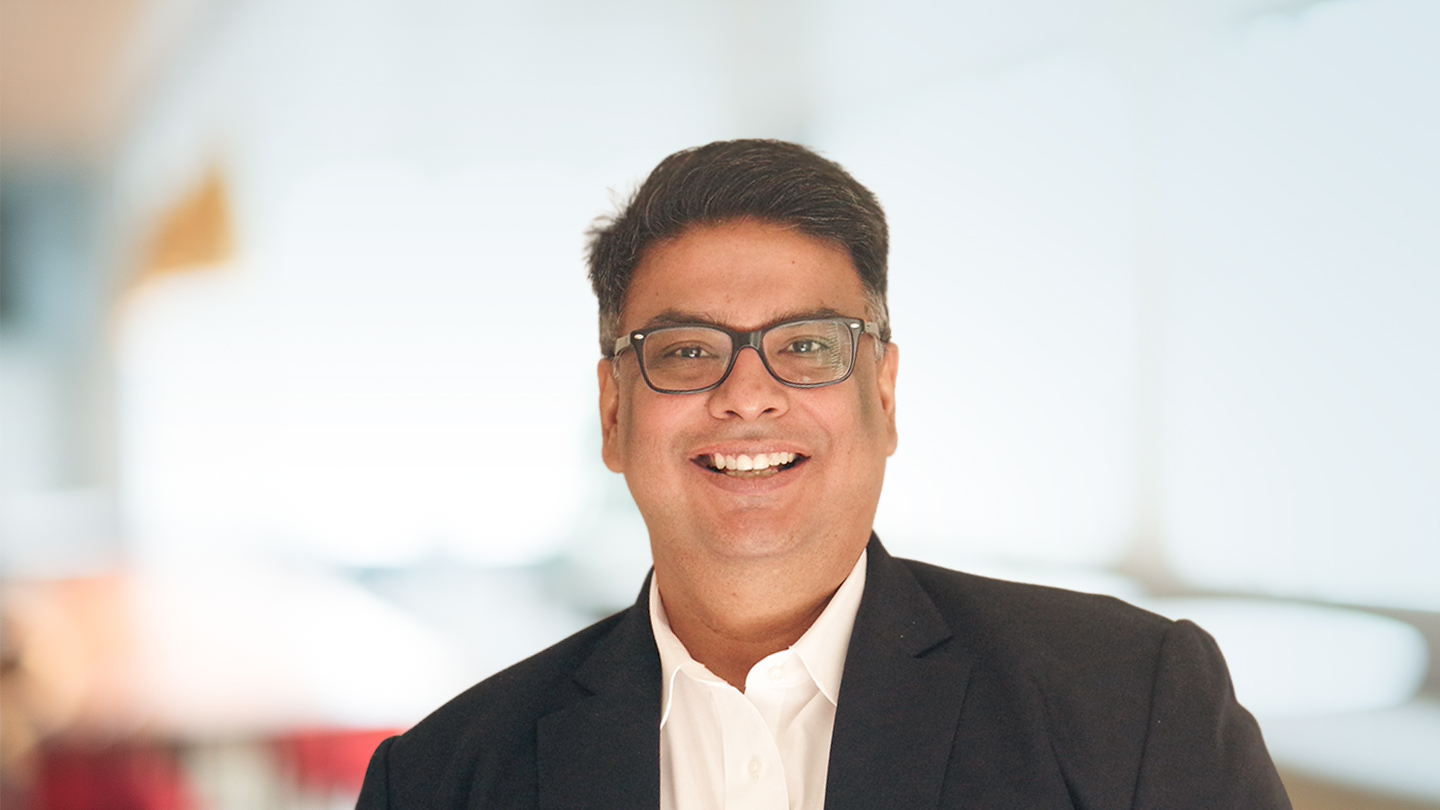 Samit Soni - Management Consultant | Bain & Company