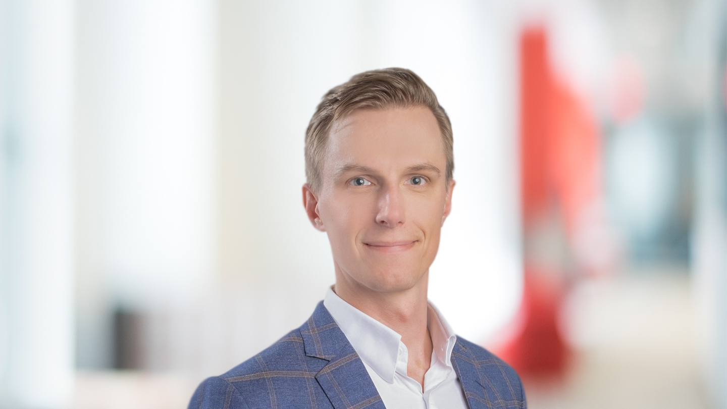Gustaf Ericson - Management Consultant | Bain & Company