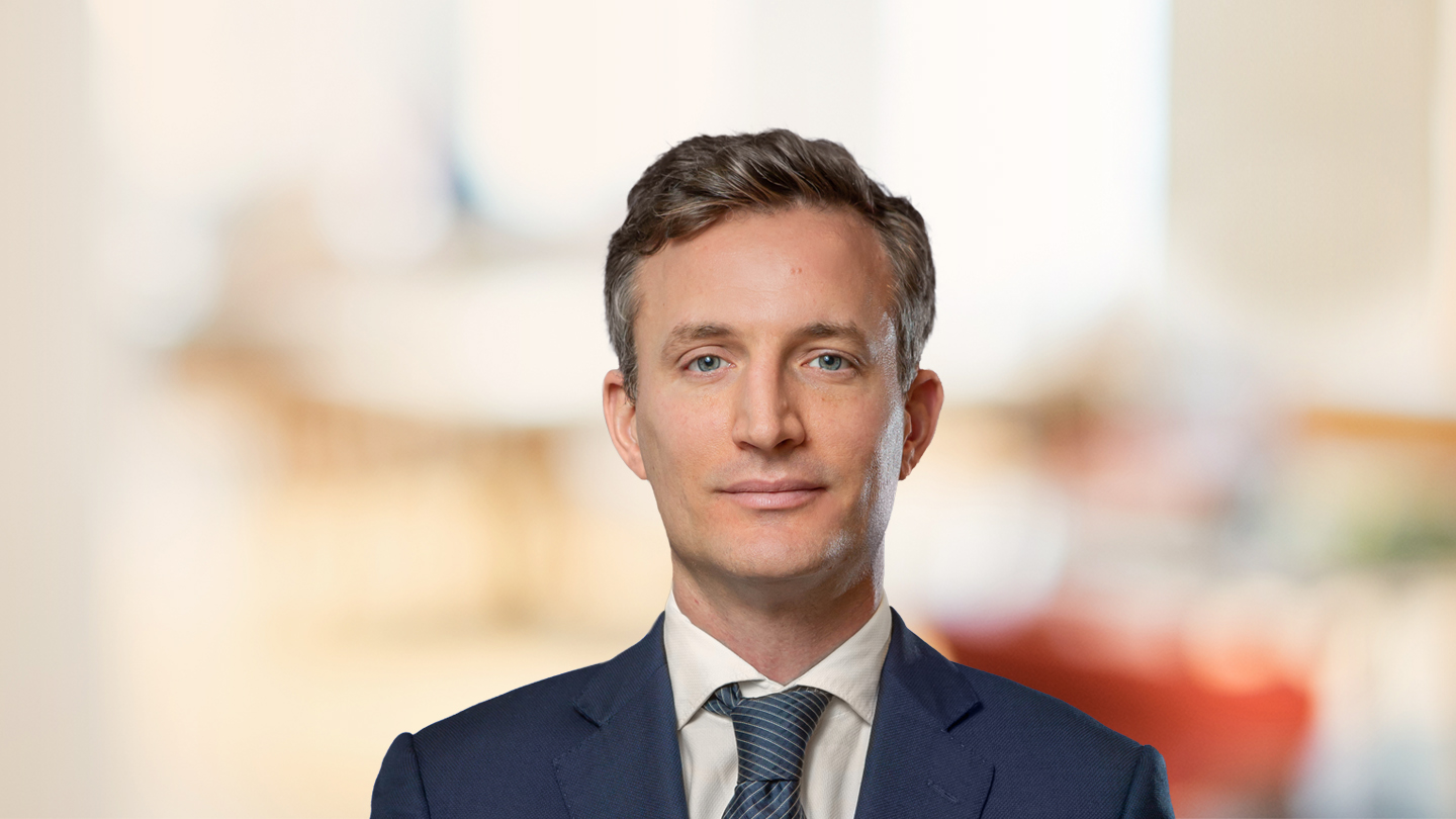 Simon Turner - Management Consultant | Bain & Company