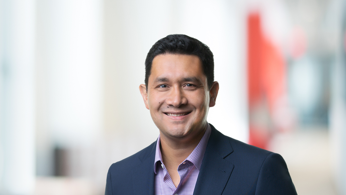 Daniel Costa - Management Consultant | Bain & Company