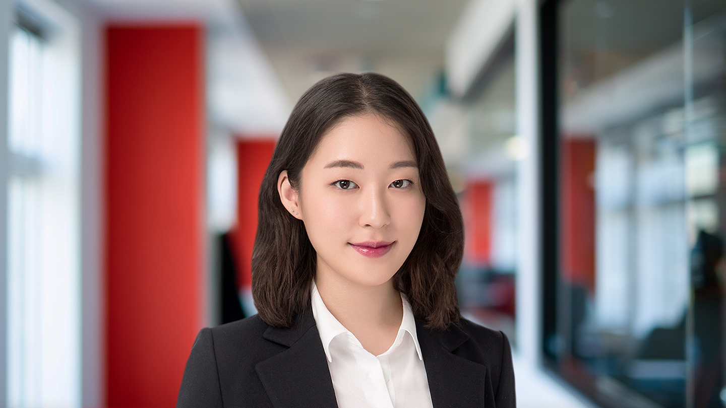 Emily Song - Management Consultant | Bain & Company