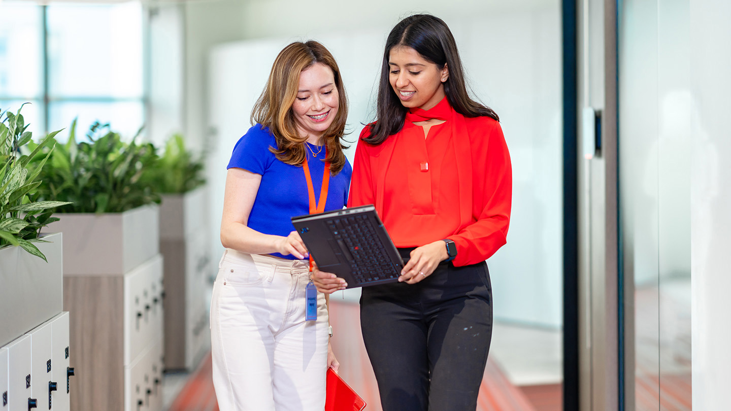 Lead to Inspire fellowship | Bain & Company